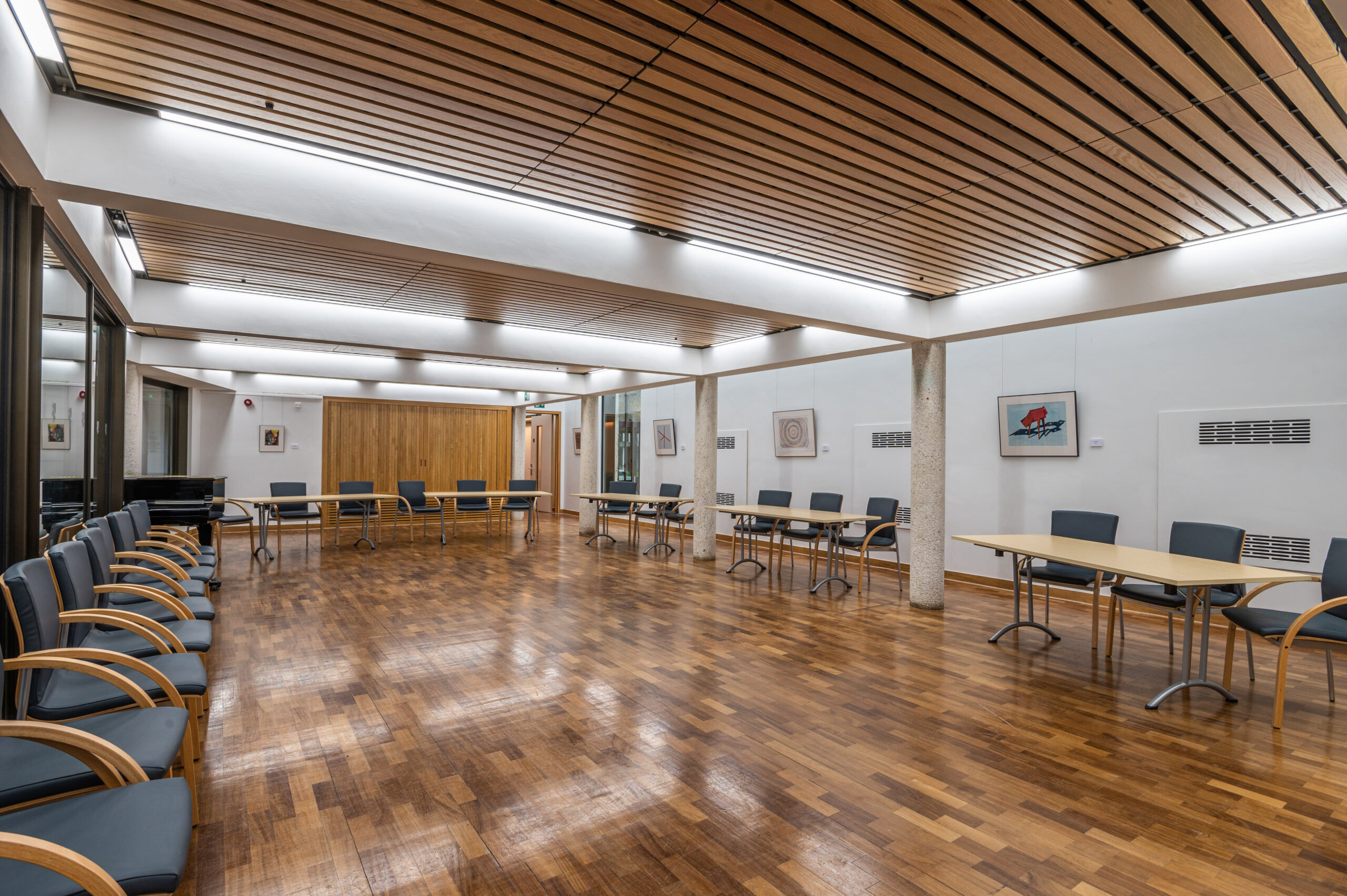Large Conference and Dining Spaces - Wolfson College