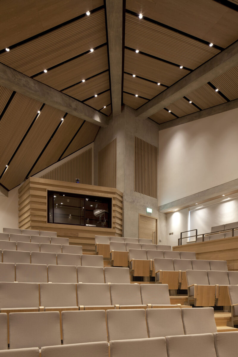 Large Conference and Dining Spaces - Wolfson College